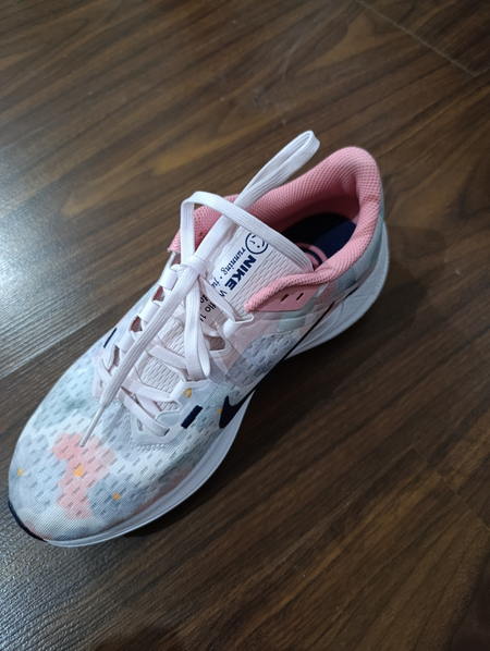 Кроссовки nike  фирменные из Дубай