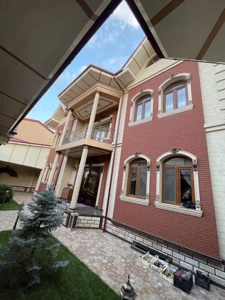 Продается Евро дом Ориентир: Узумзор махалля 800 м2