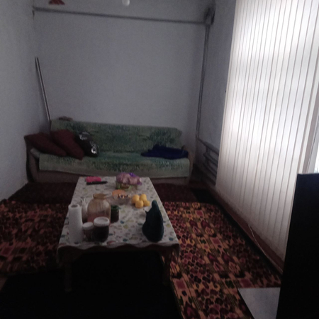 Uy sotladi 5 xona 45.000$