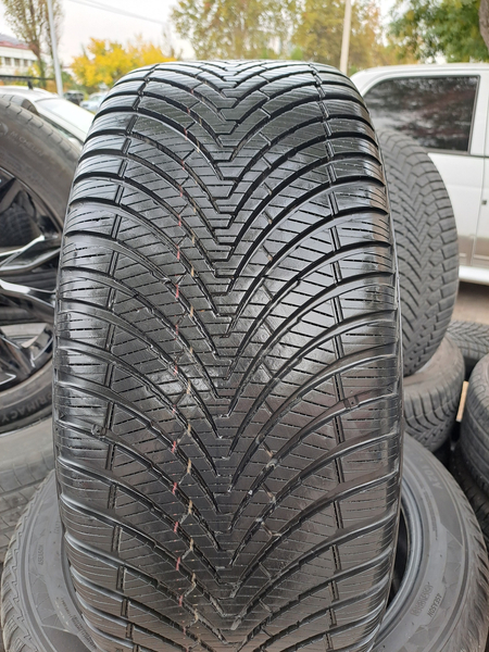 245/45R19 kumho HA32 madel archali