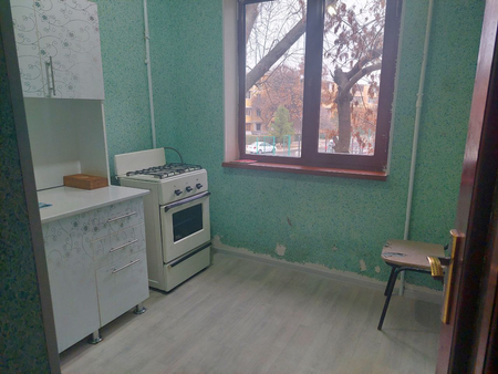 Арендага 2 хона 2 этаж Партсезда.Агентство