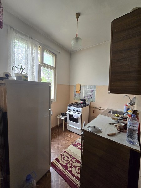 Продается квартира на Чиланзаре 19 квартале 3/4/4 бал 1,5х3