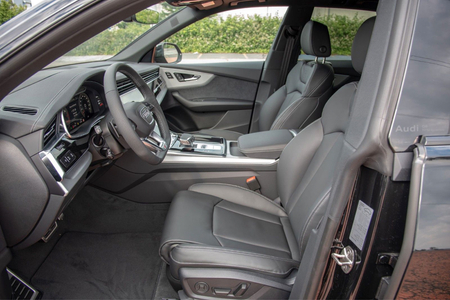 Новый Audi Q8 55 TFSI quattro из Германии