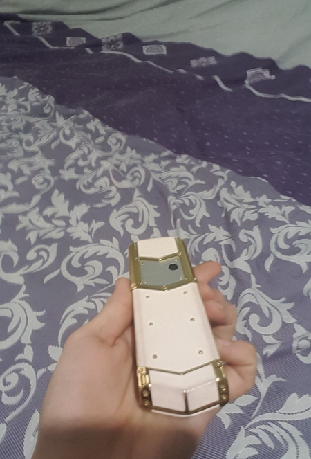 Samsung galaxy a10s.    Vertu