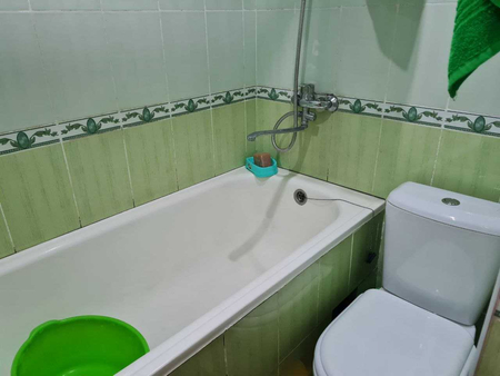 метро ХАМЗА 1/3/4 балкон 1,5х3