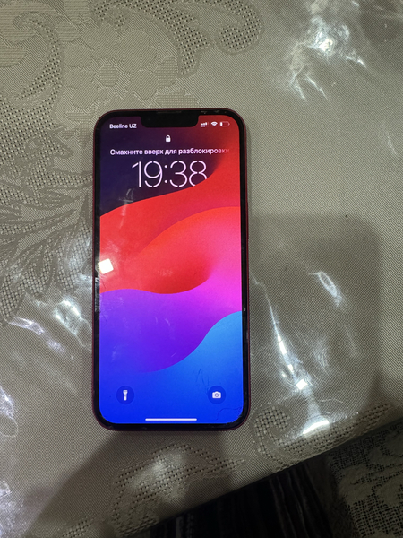 Продается iphone 13 red