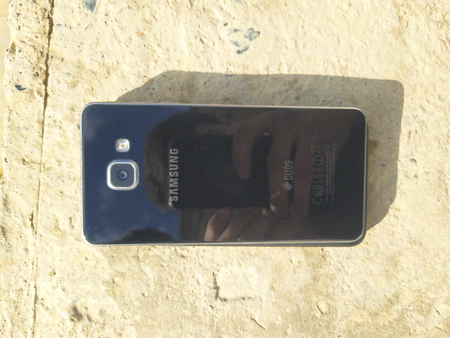 Samsung A 5 2016 Va. iPhone 5s sotiladi