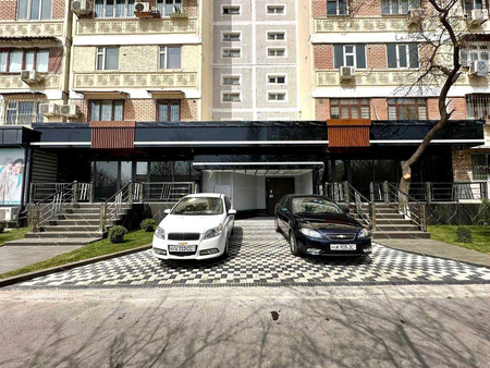 Аренда офиса в центре Ойбек / Garant Bank