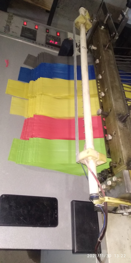 Gul tuvak, ko'chatlar uchun paket tuvak