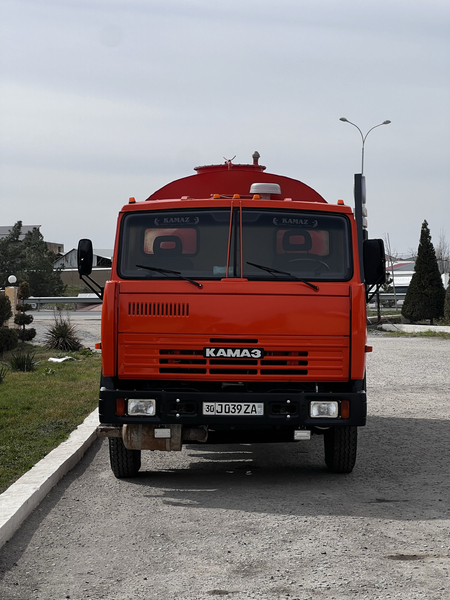 Бензавоз Камаз 19165л