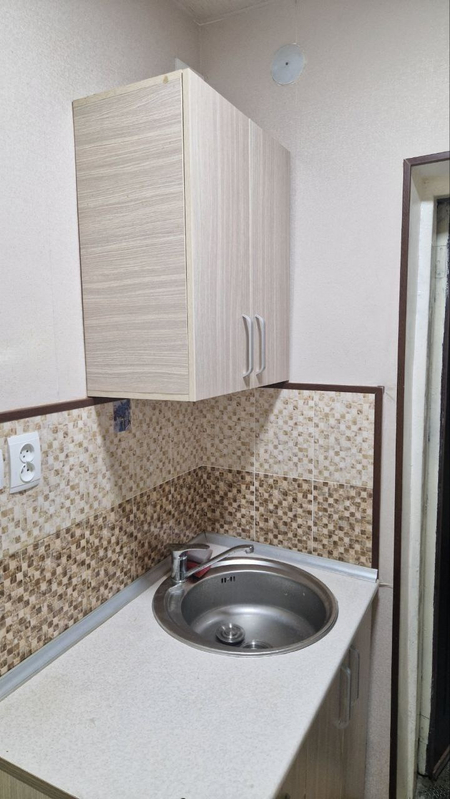 Продаётся квартира 1/4/4 на массиве Ахмат Югнакий, Мирзо-Улугбекский р