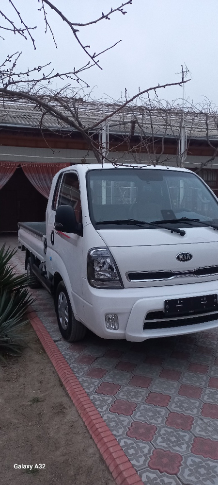 KIA BONGO3 LPG идеальный