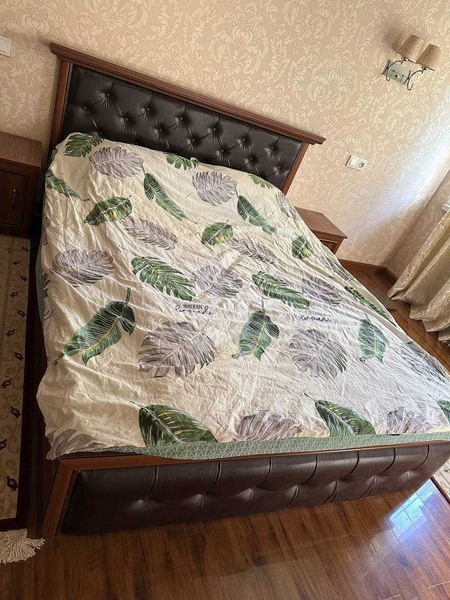 продам СРОЧНО спальный гарнитур в Идеальном состоянии