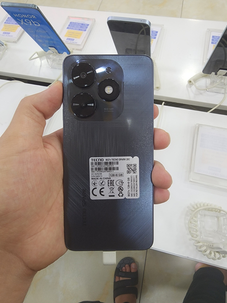 Infinix note 40 pro 12/256