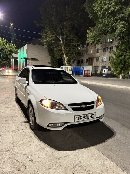 Chevrolet Lacetti 3-pozitsiya