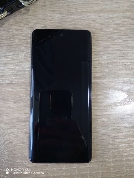Huawei nova 8. 8/128gb