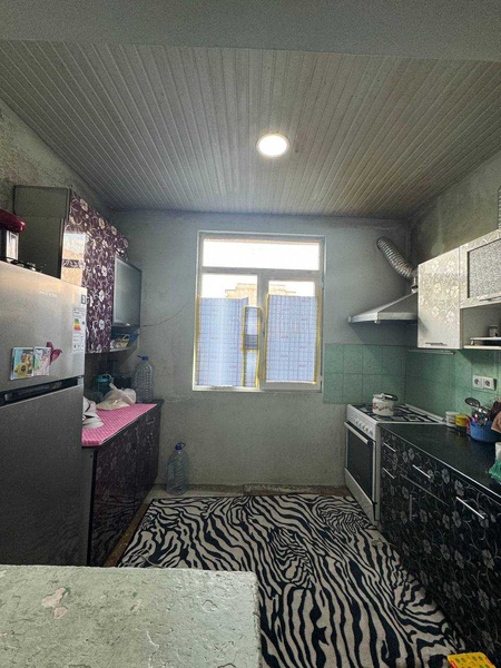 Караташ 2/2/5. Супер локация. 60м2. Балкон 2*6.