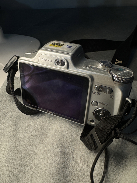 Canon eos 3000v +1 в подарок