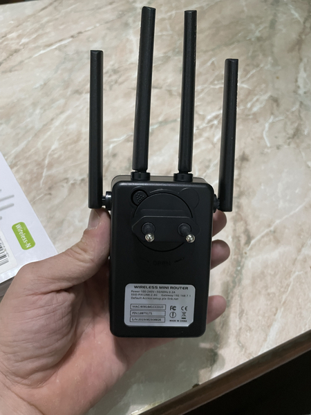 Усилитель Wi-Fi ,маршрутизатор