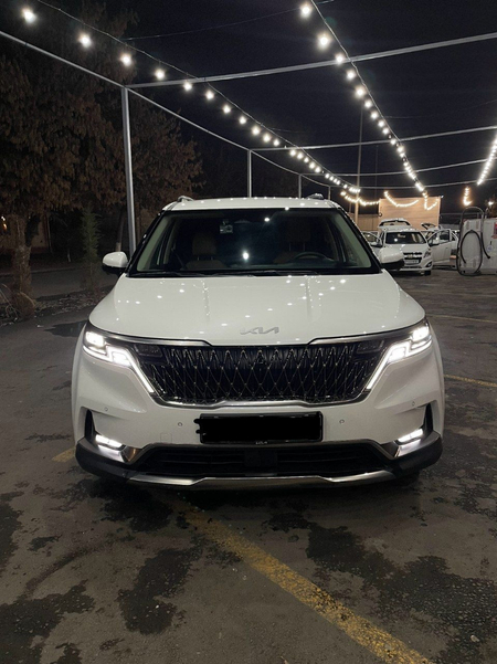 Kia Carnival 2023-yil