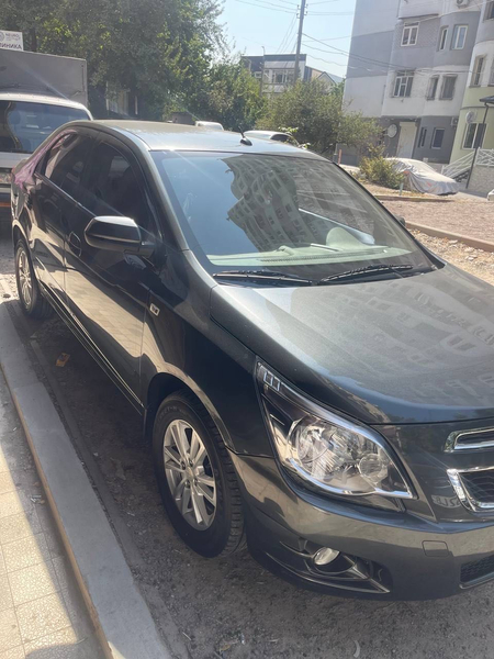 Chevrolet Cobalt , мокрый асфальт , автомат , 2022 год