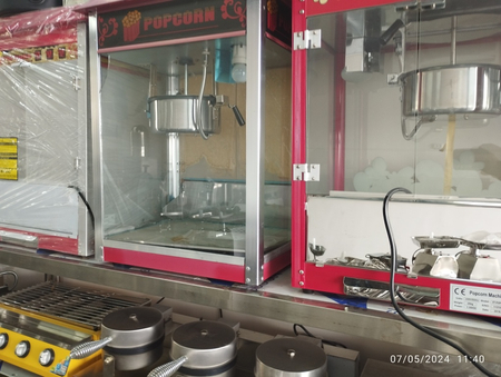 Popcorn aparat turli xili bor