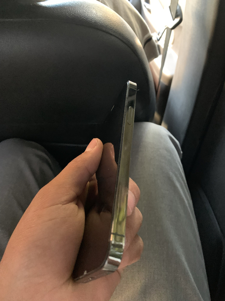 Срочна продается iphone 12 pro