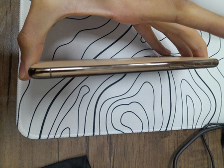 продам Iphine 11 pro max 64 gold