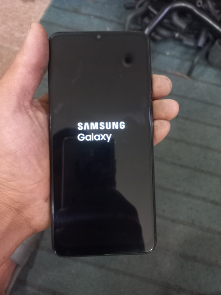 Samsung a04s sotiladi