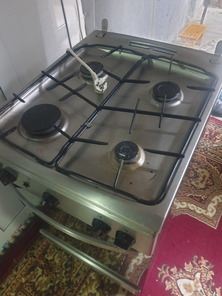 Газ плита сотилади