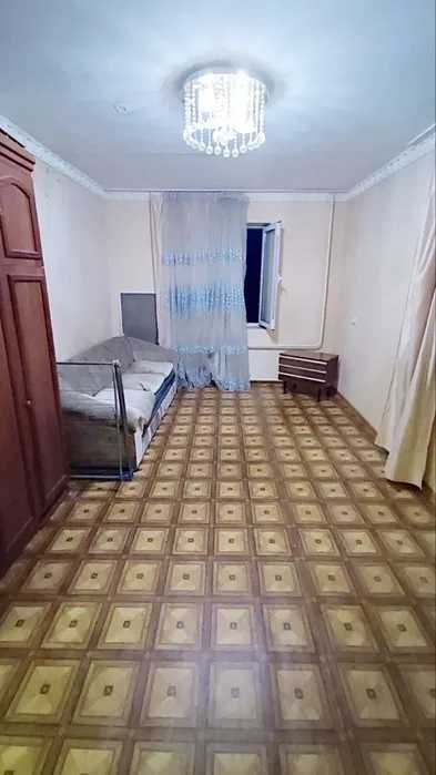 Саракульская 1/3/4 кирпич (34м2) отель Локомотив