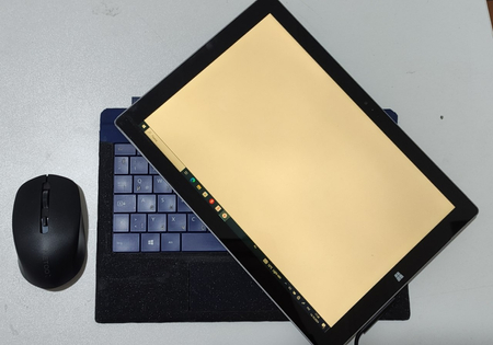 Microsoft Surface Intel(R) Core(TM) i5-4300U