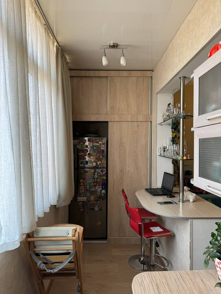 Срочно! Продаётся квартира 2*3 Юнусабад 8 квартал,