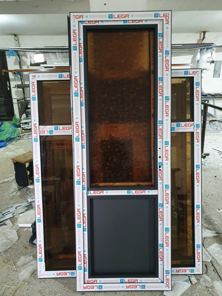 AKFA plast derazalar  bor 750 mingdan