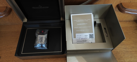 Швейцарские часы Jaeger-leCoultre Reverso Tribute Duoface Small Second