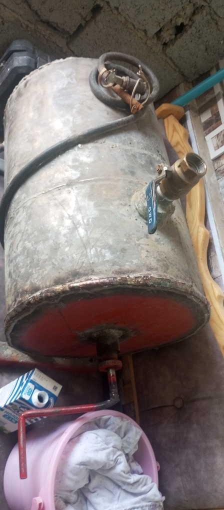 Продаётся Бак от газ воды