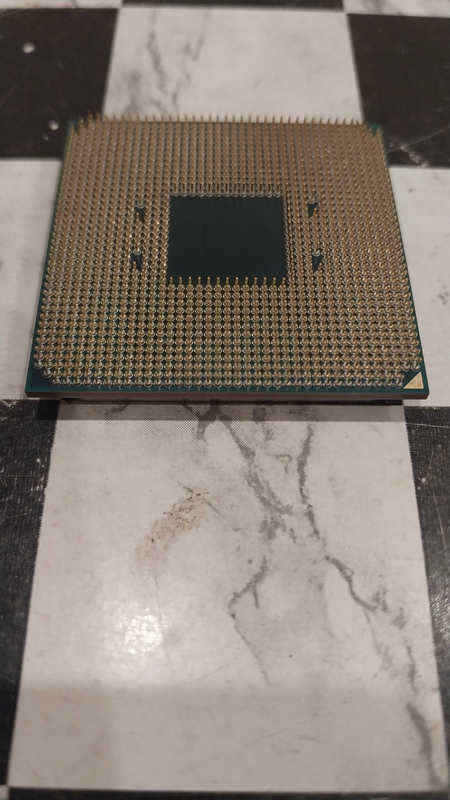 Процессор AMD Ryzen 7 3700X. Box из США. 8 Ядер, 16 Потоков. Сокет AM4