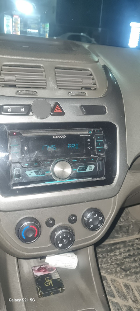 Kenwood 5100 BT Sotiladi