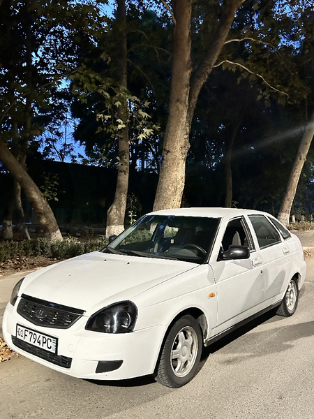 Lada priora 2008