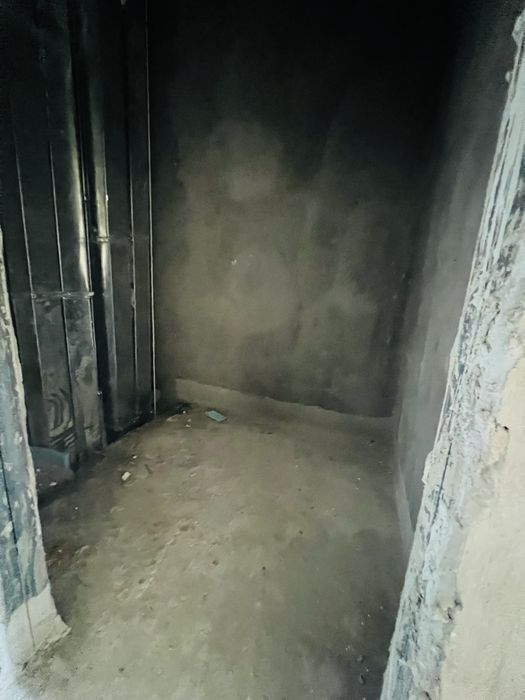 Махтумкулида 48 кв 1 хонали узимизи уйи сотамиза