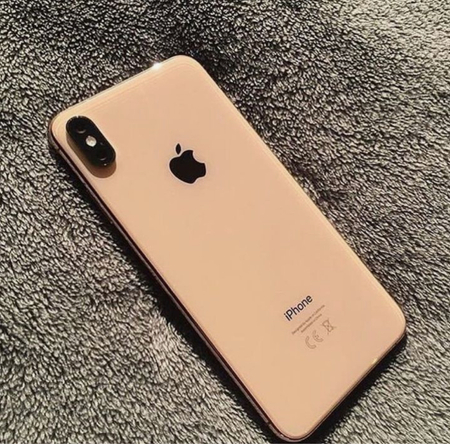 iPhone XS Max Продаю состояние идеальное