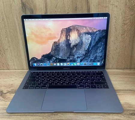 Ноутбук Macbook Air 13 2015 идеал