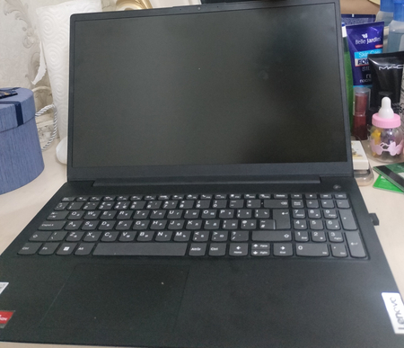 Yengi LENOV notebook sotiladi