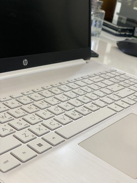 Hp Laptop 15s-fq5012ne