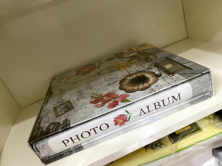 Продается семейный фотоальбом.Новый