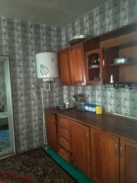 Uy sotiladi holati yaxwi.