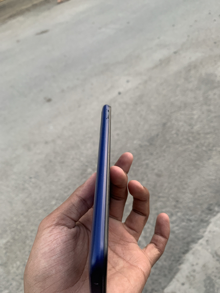 Poco m3 telefoni sotiladi holati ideal