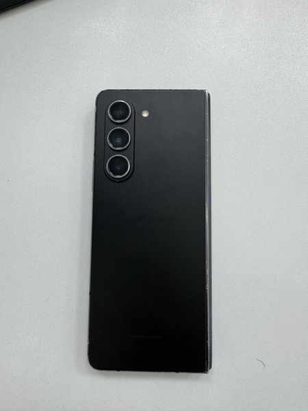 Galaxy Z Fold 5 b/u