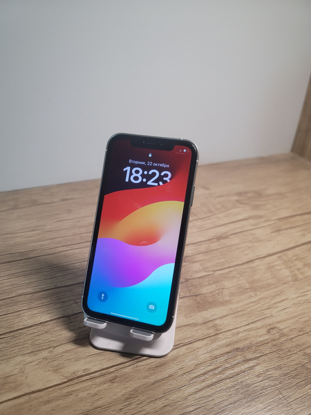 Iphone 15 pro [xr]
