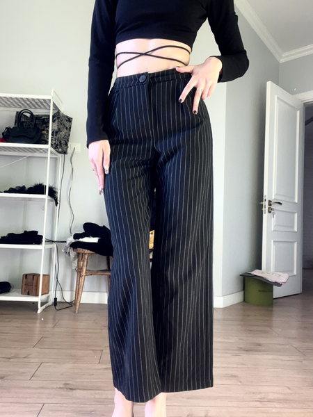 Классические штаны Bershka